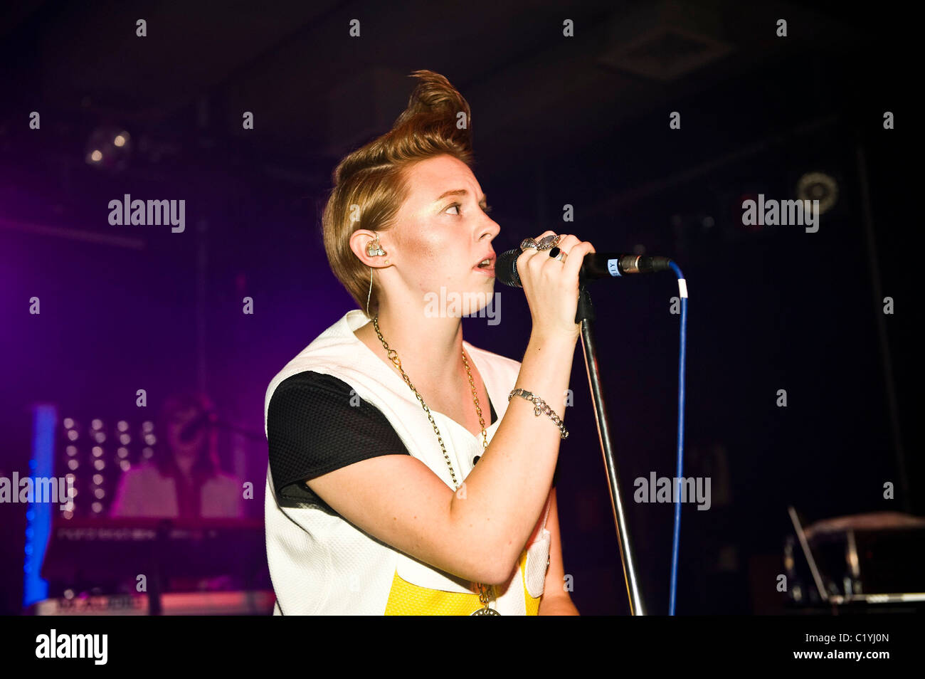 Singer eleanor elly jackson la hi-res stock photography and images - Alamy