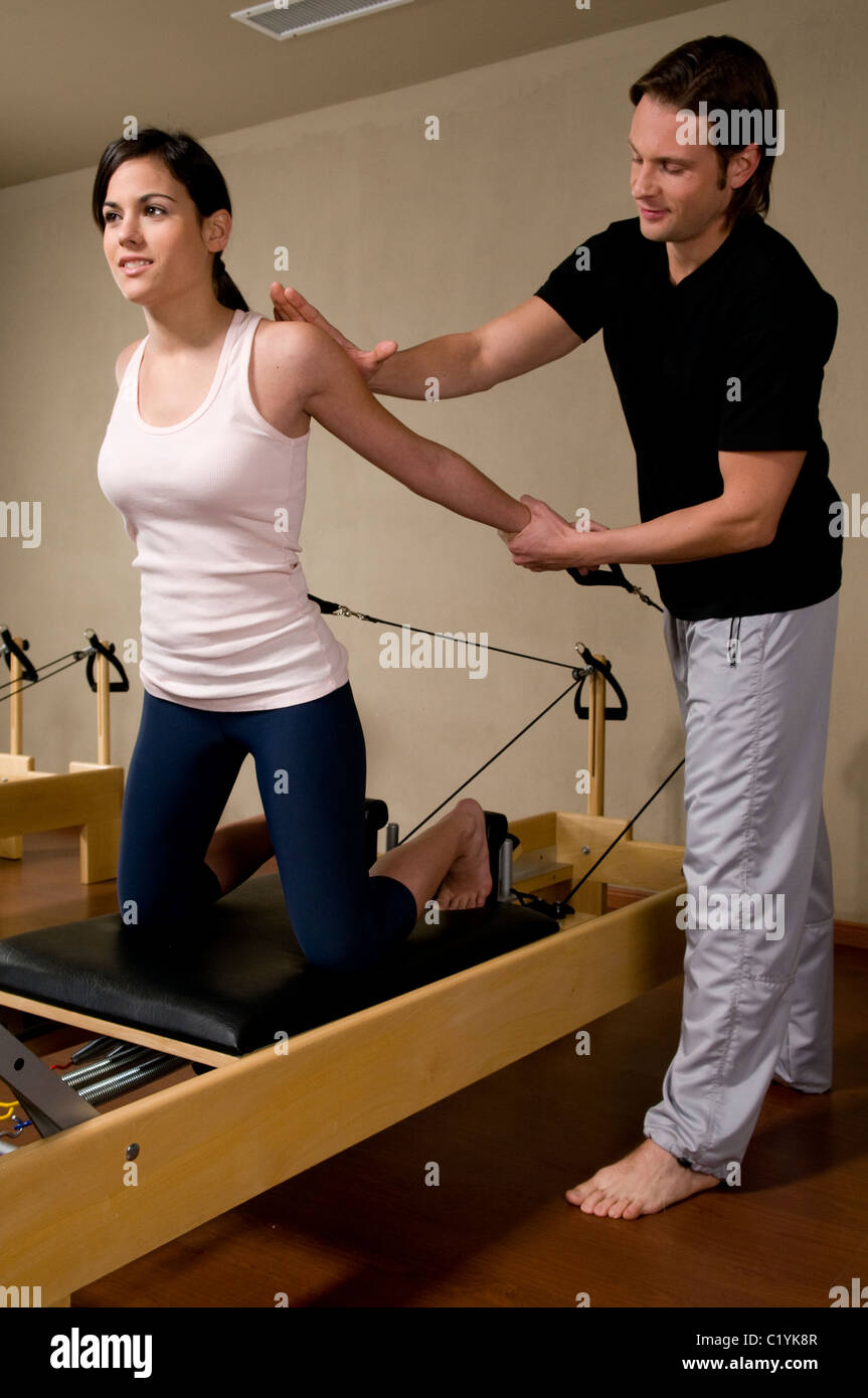 Neeling hi-res stock photography and images - Alamy