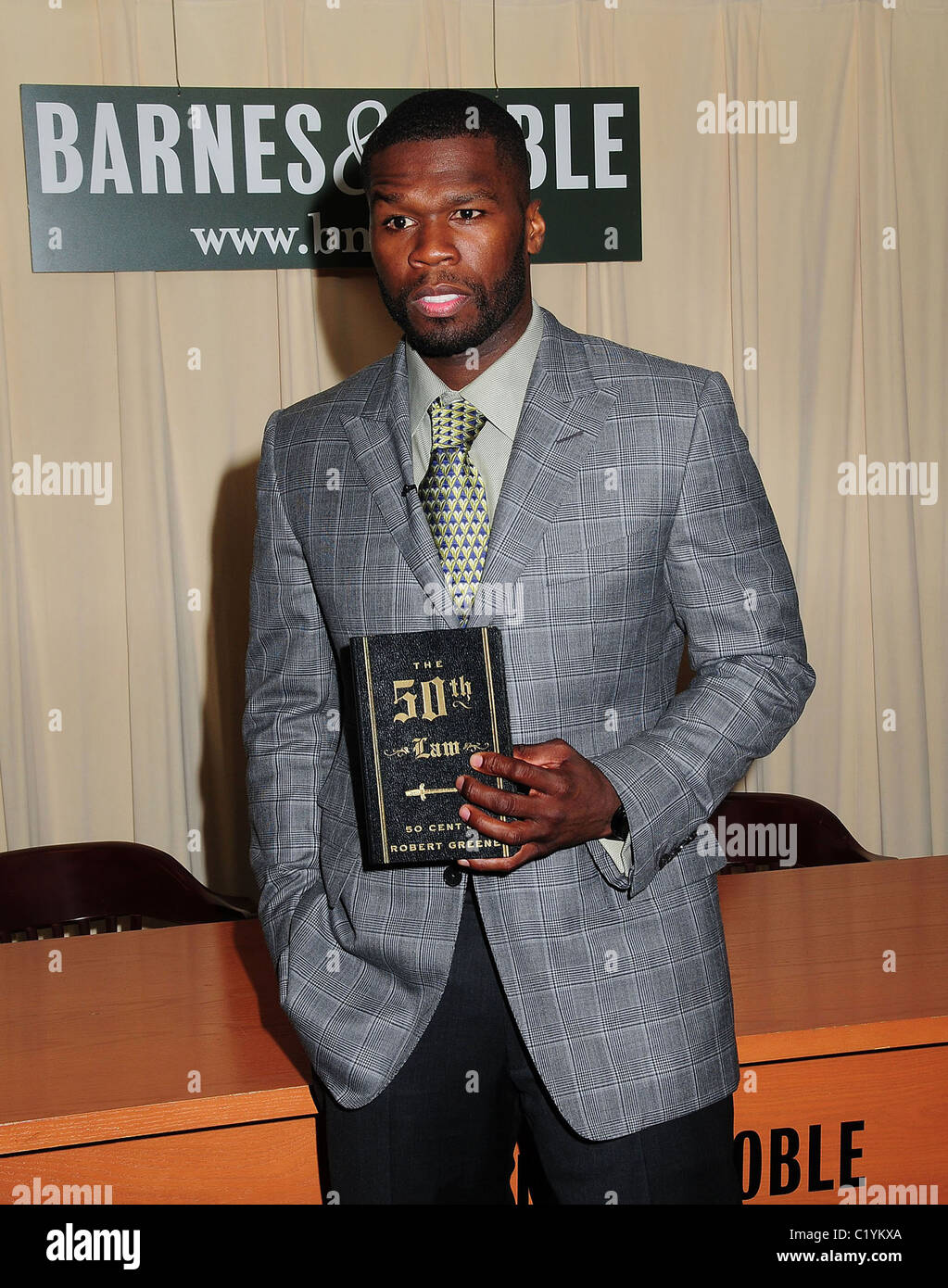 50 cent 110909 book hi-res stock photography and images - Alamy
