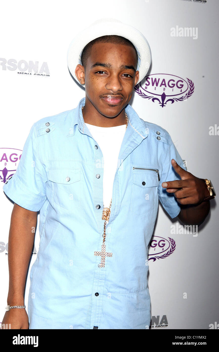 Darnell Robinson The launch of Persona magazine at the Griffin New York ...