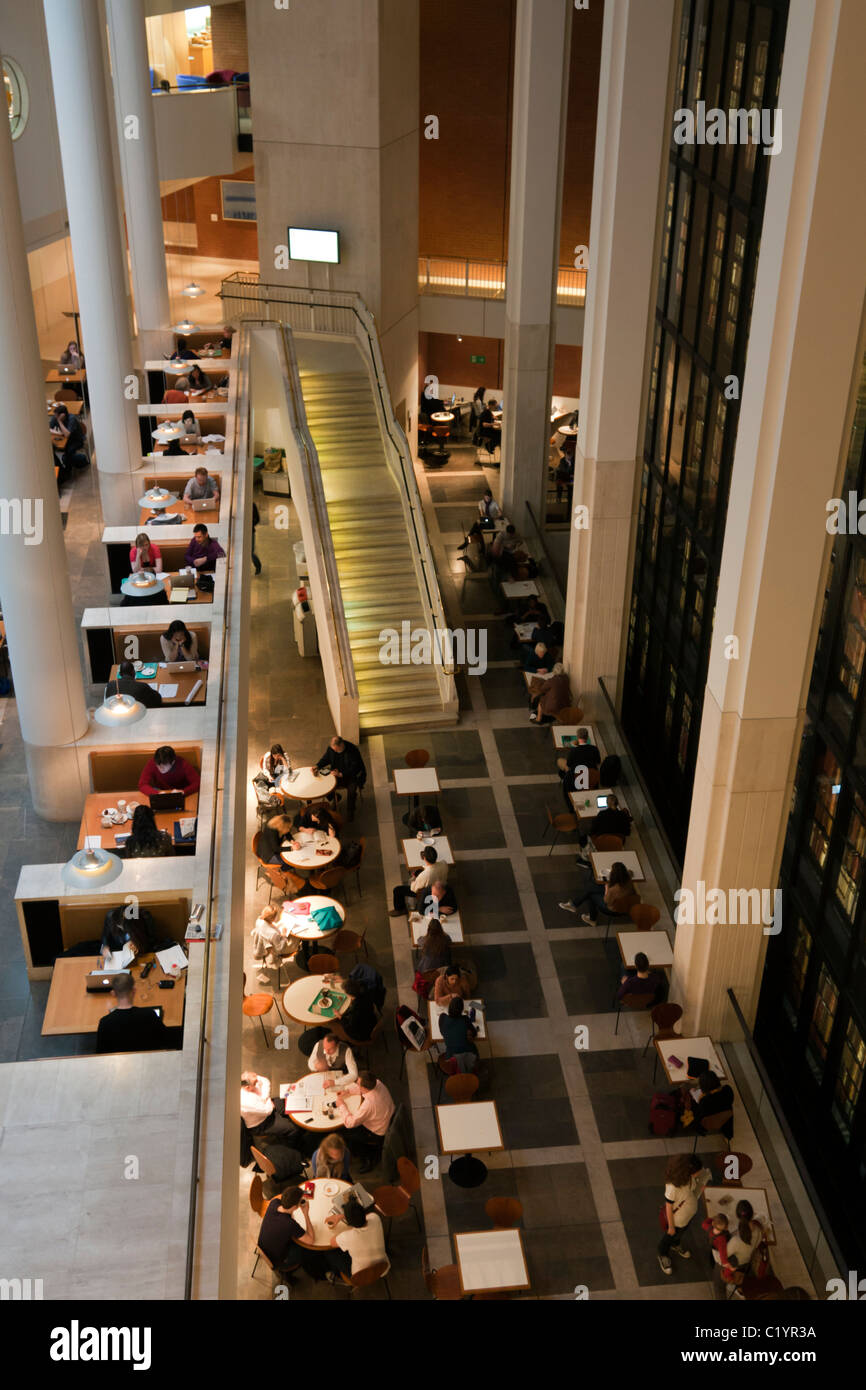 British Library - St Pancras - London Stock Photo - Alamy