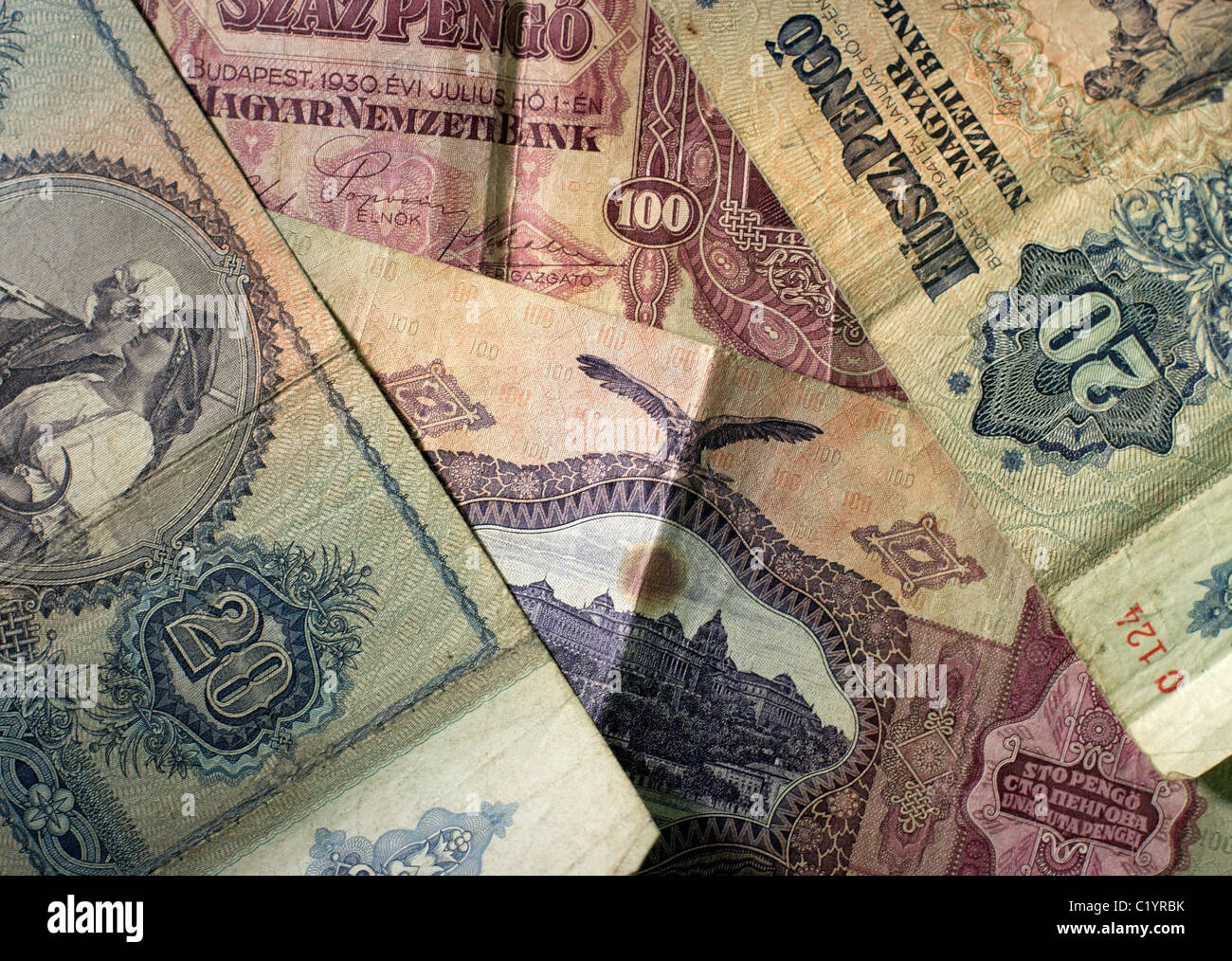 Obsolete, old hungarian banknotes Stock Photo - Alamy