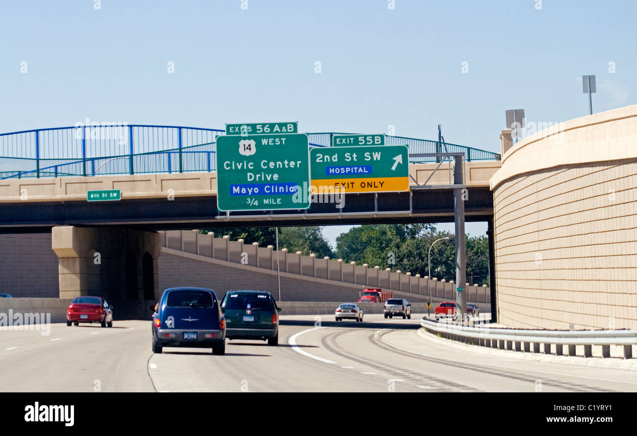 Freeway exit sign for Mayo Clinic. Rochester Minnesota MN USA Stock ...