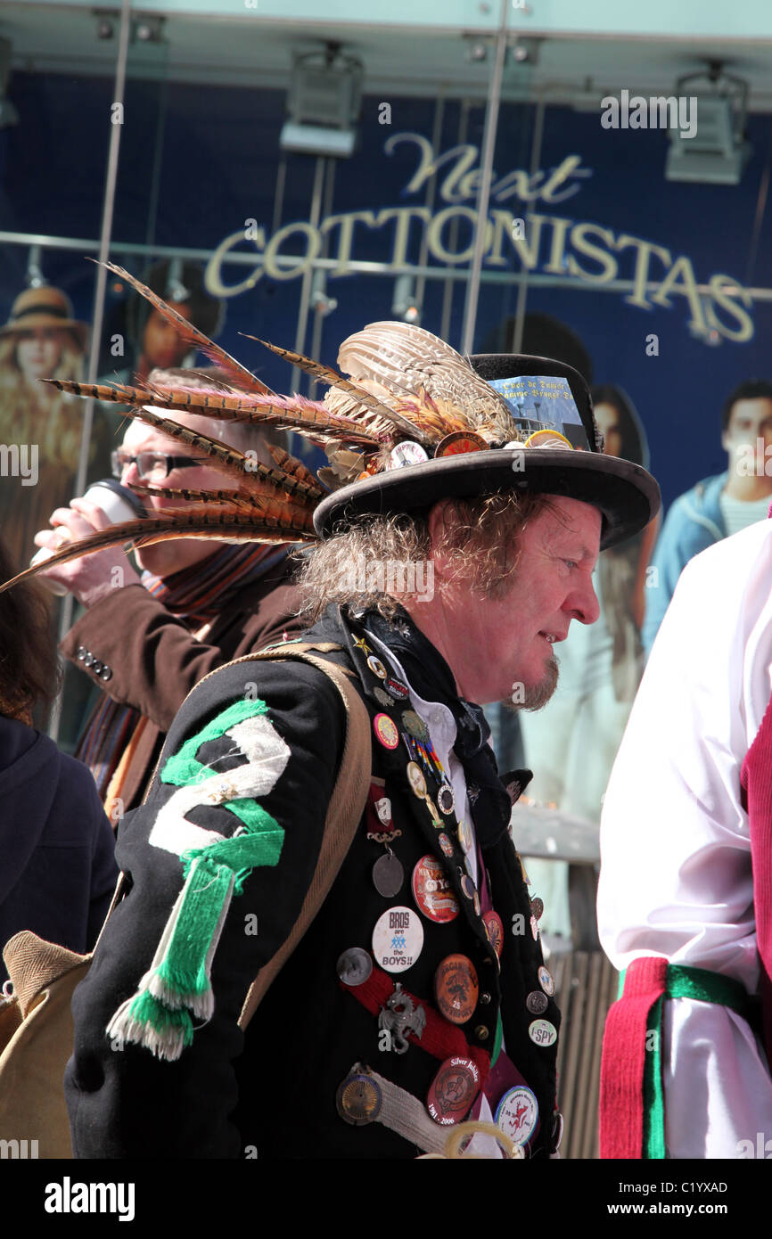 Morris Dancers British Traditional Folk Dancing Stock Photo - Alamy