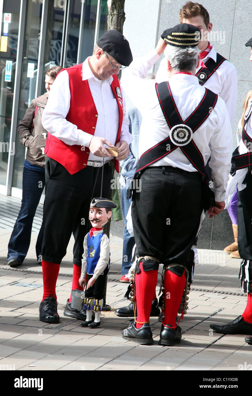 Morris Dancers British Traditional Folk Dancing Stock Photo - Alamy