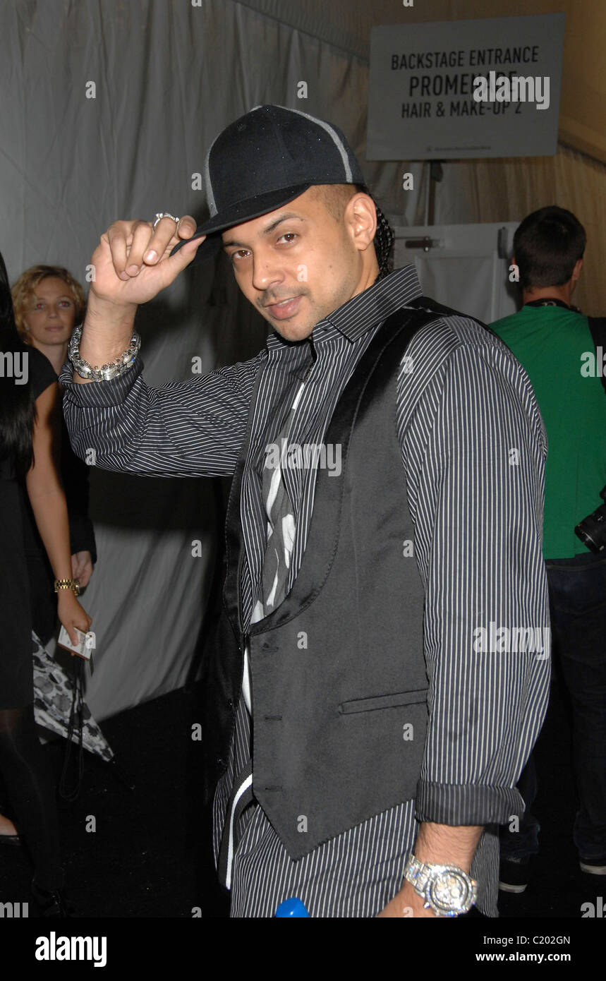 Sean Paul Mercedes-Benz IMG New York Fashion Week Spring/Summer 2010 ...