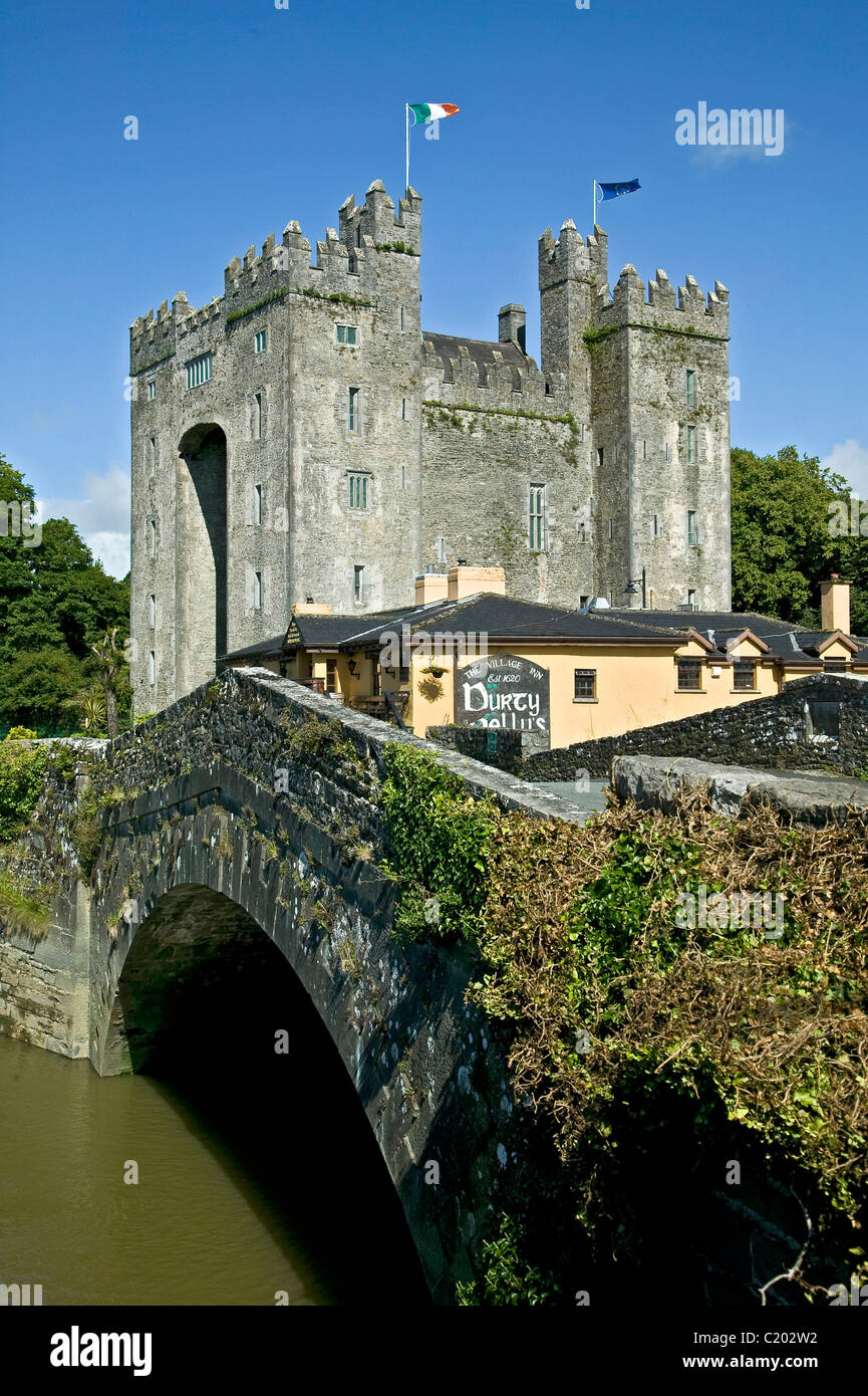 Bunratty Castle Ireland High Resolution Stock Photography and Images ...