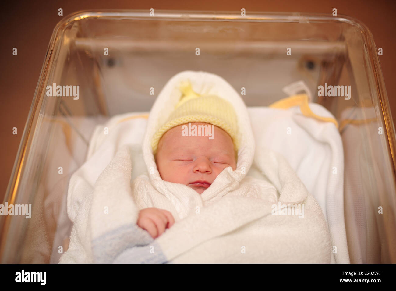 Hospital birthing room hi-res stock photography and images - Alamy