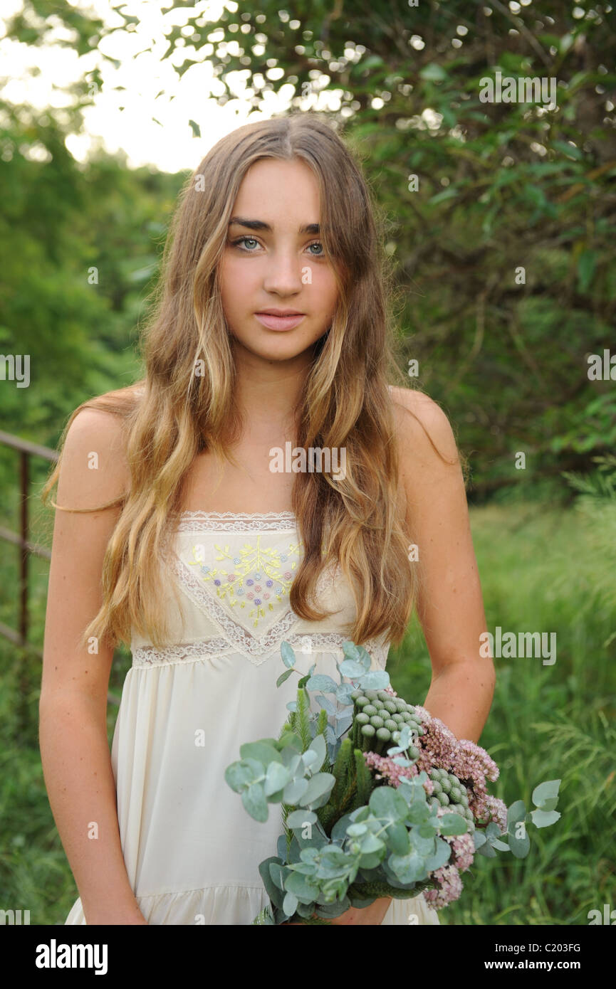 Australian wildflowers bouquet hi-res stock photography and images - Alamy