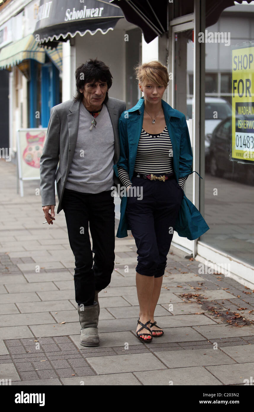 Ronnie Wood and Ekaterina Ivanova go shopping for Ronnie's newly ...