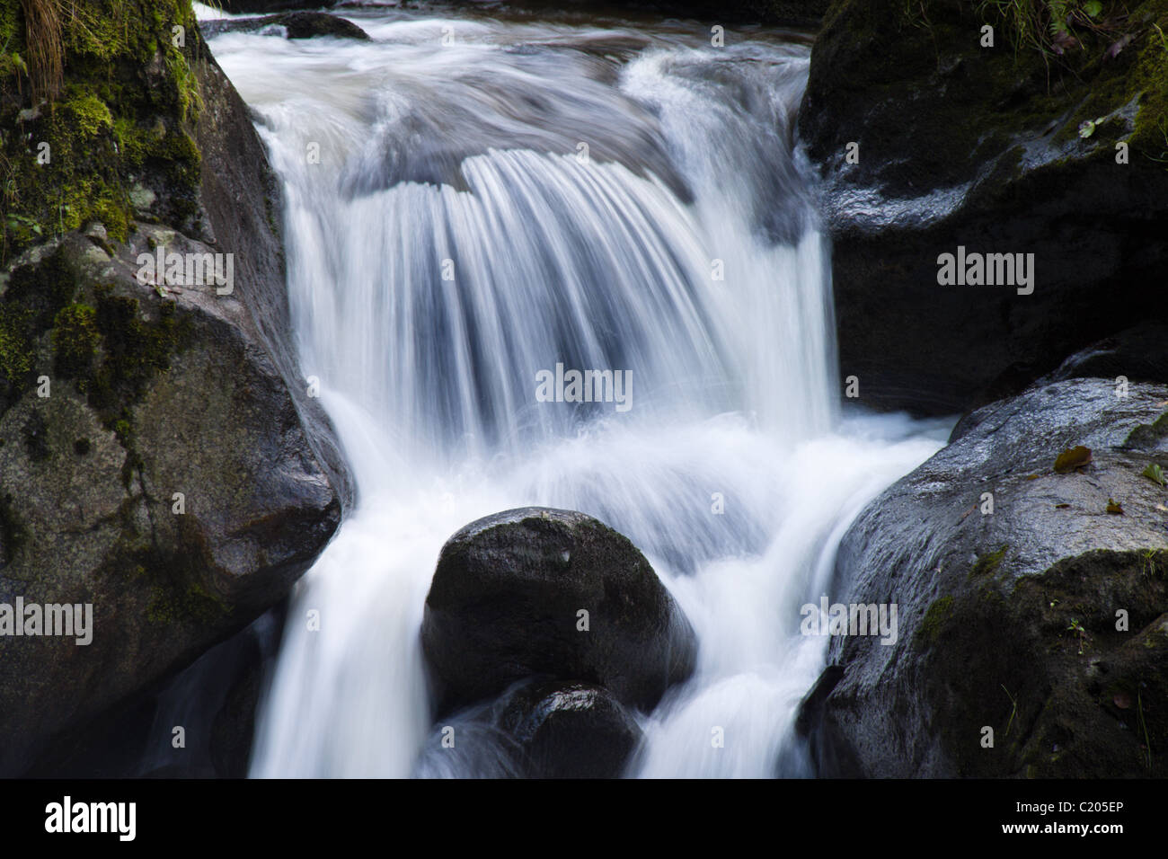 Running water and stones hi-res stock photography and images - Alamy