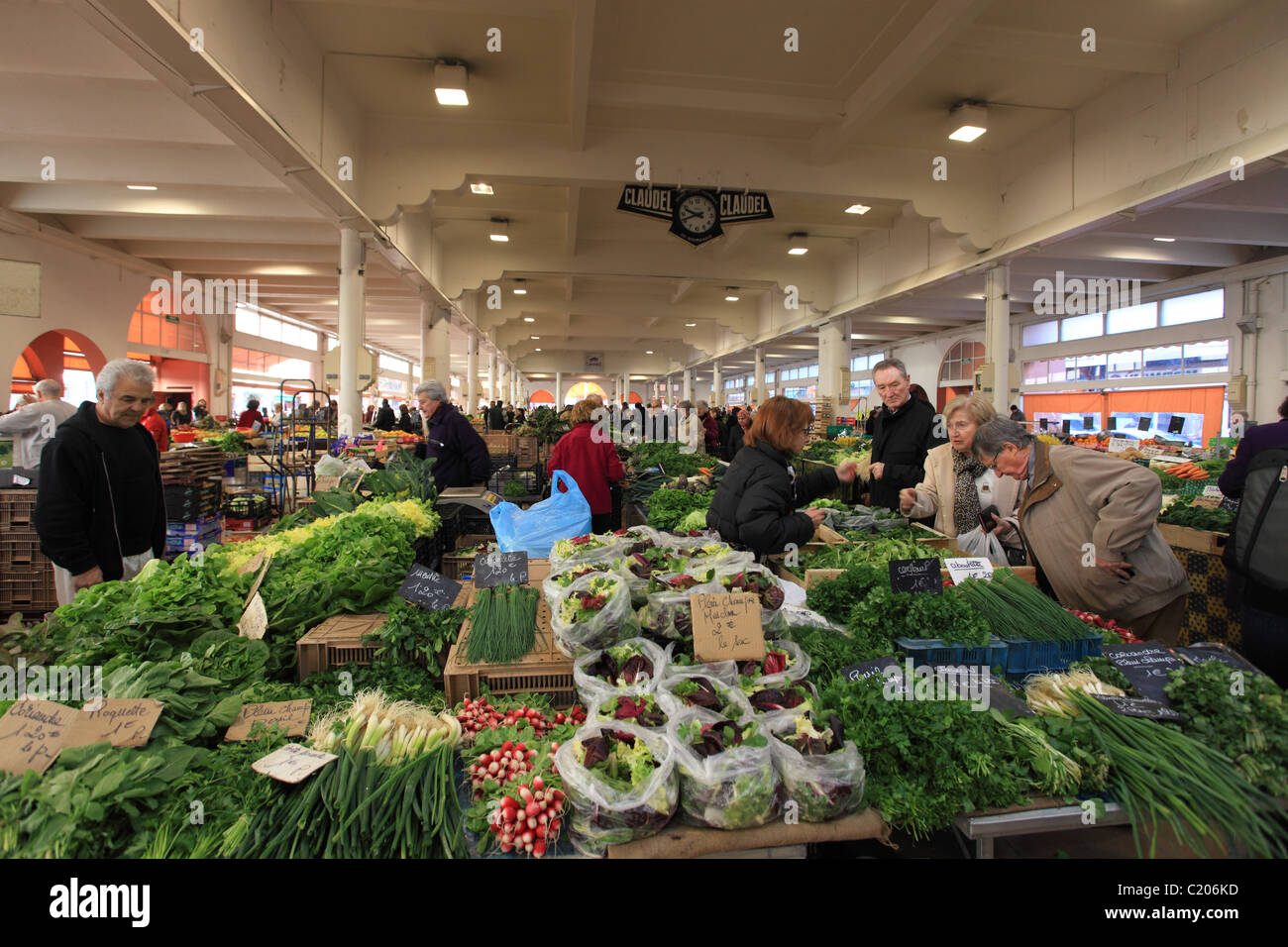 The popular covered market of Cannes Forville Stock Photo - Alamy