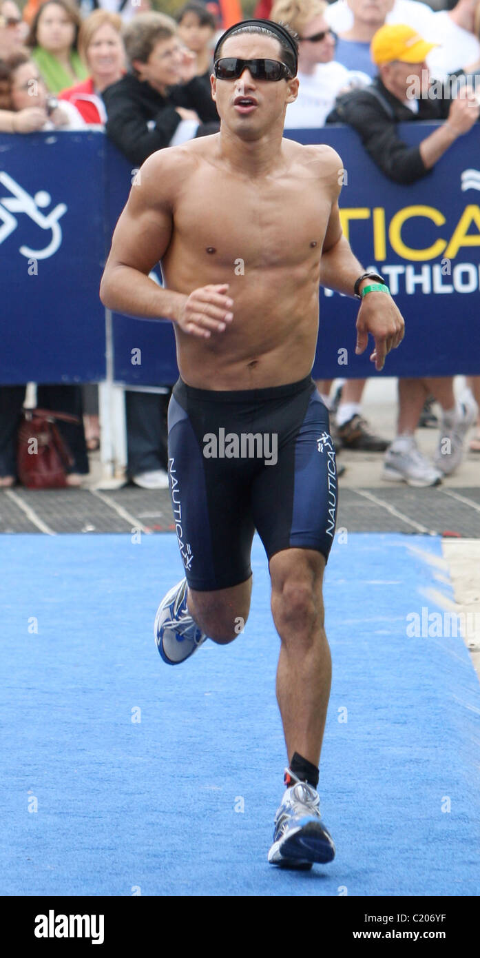 Mario Lopez competes in the Malibu Triathlon. Los Angeles, California ...