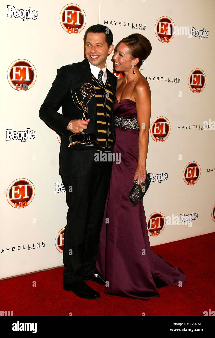 Emmy Winner Jon Cryer and wife Lisa Joyner 13th Entertainment Tonight ...