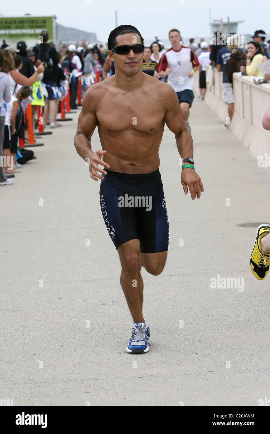 Competes in malibu hi-res stock photography and images - Alamy