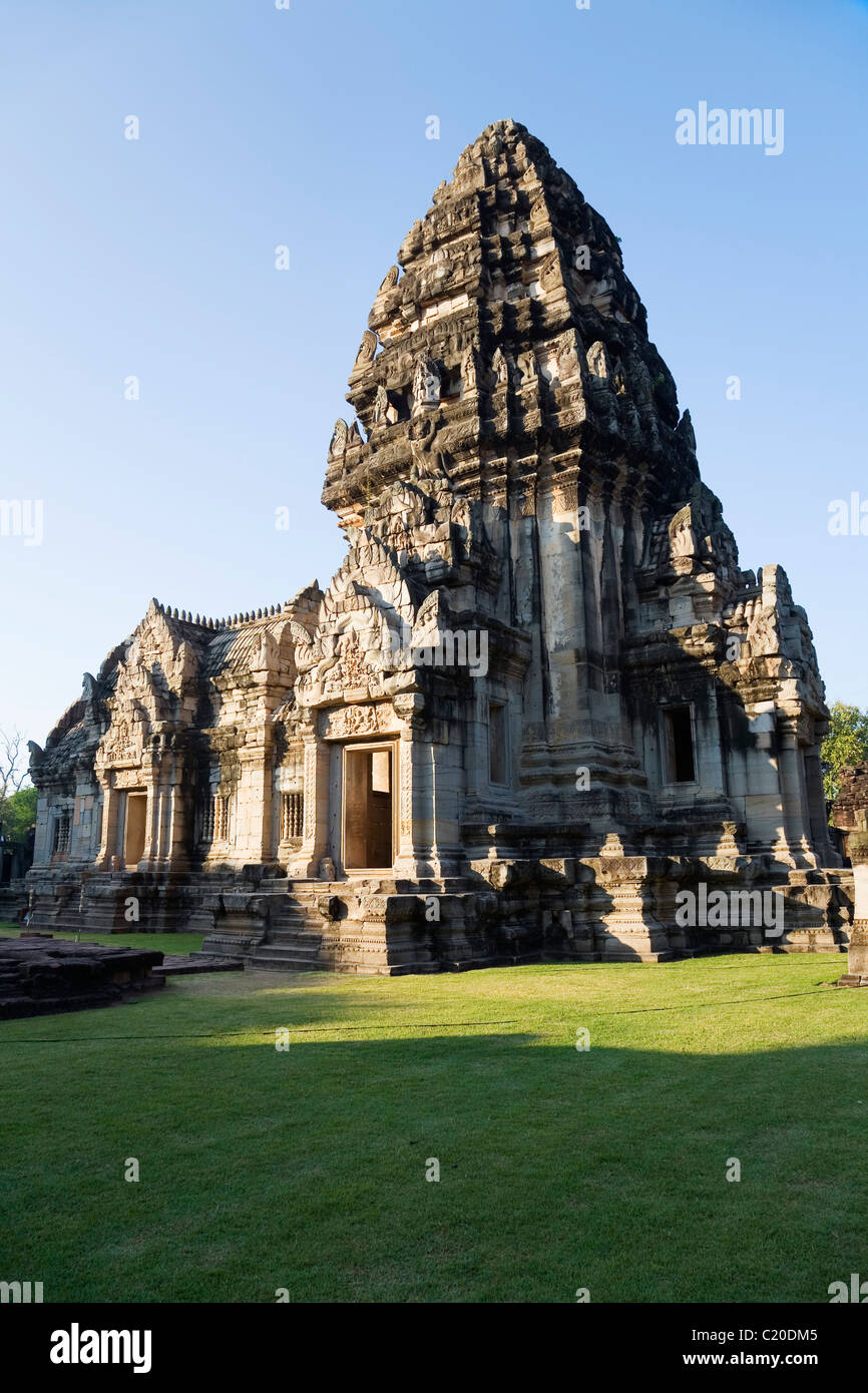 Prasat Phimai temple, built by the Khmer during the 11th century ...