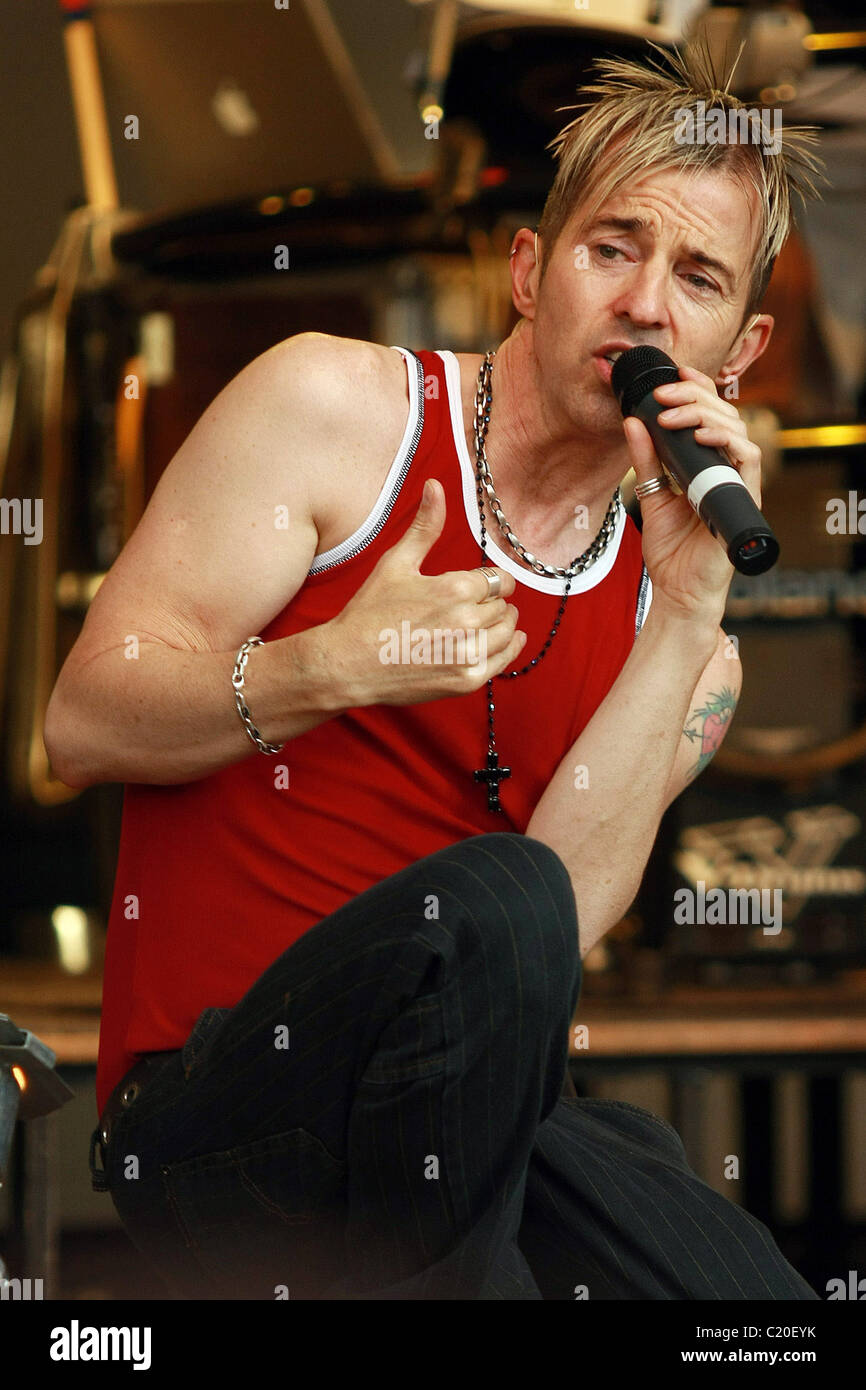 Limahl Stock Photos & Limahl Stock Images - Alamy