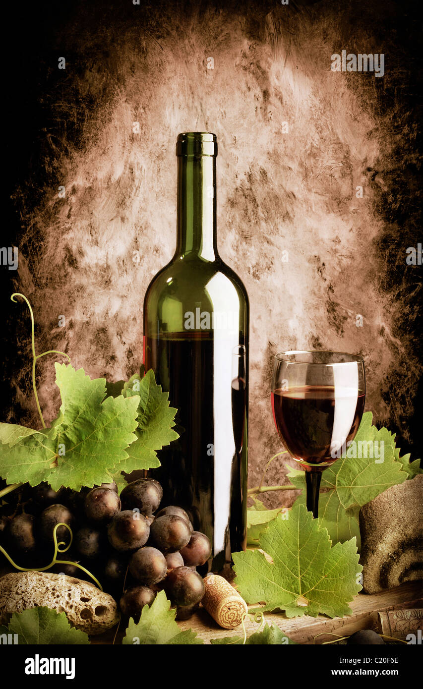 Red wine still life Stock Photo - Alamy