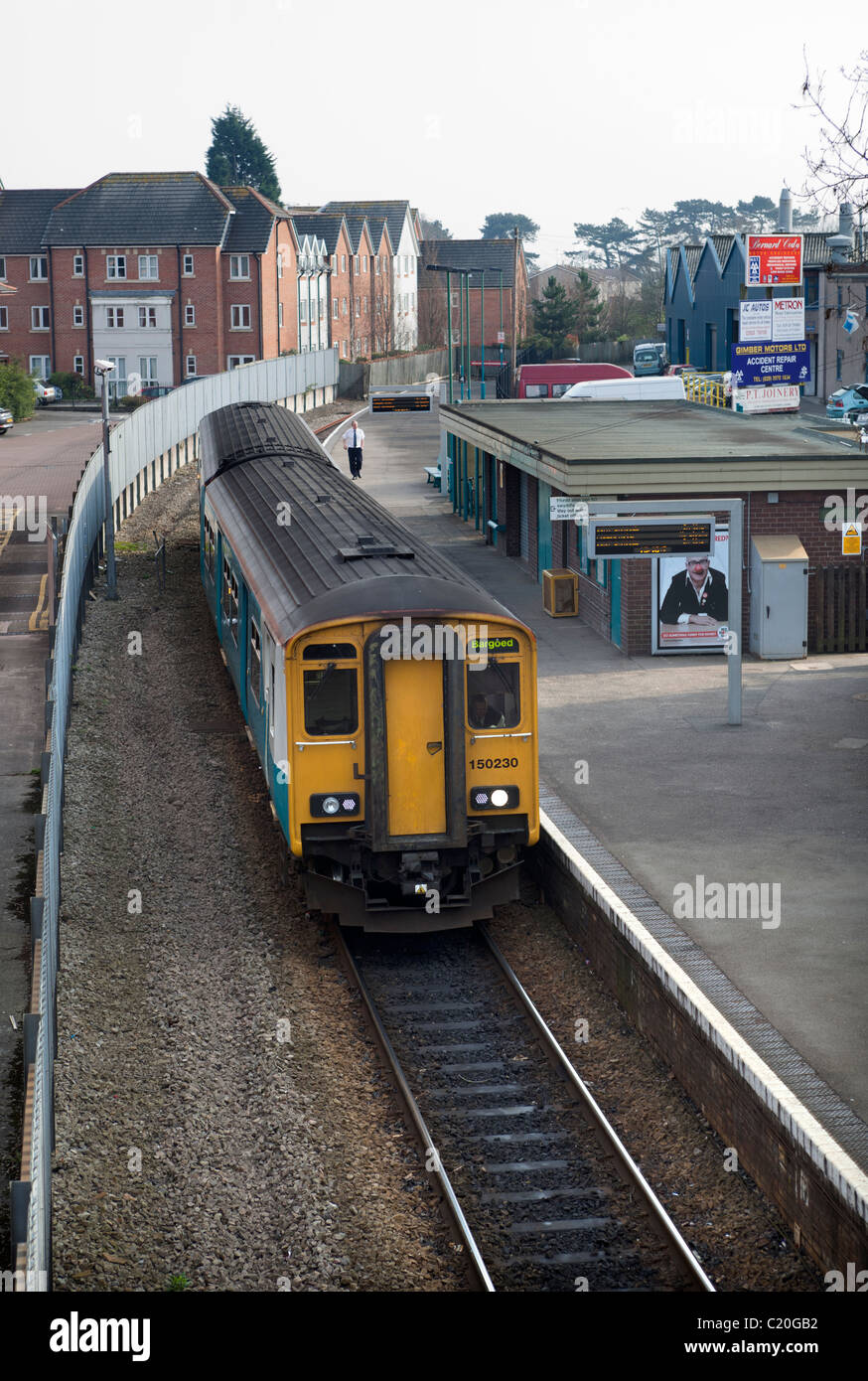 Penarth train station hi-res stock photography and images - Alamy