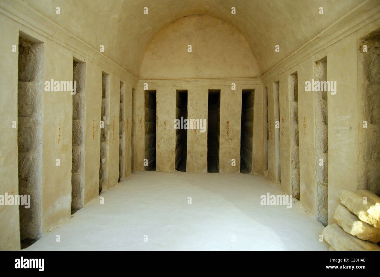 the interior of the underground tomb, Palmyra, Syria Stock Photo - Alamy