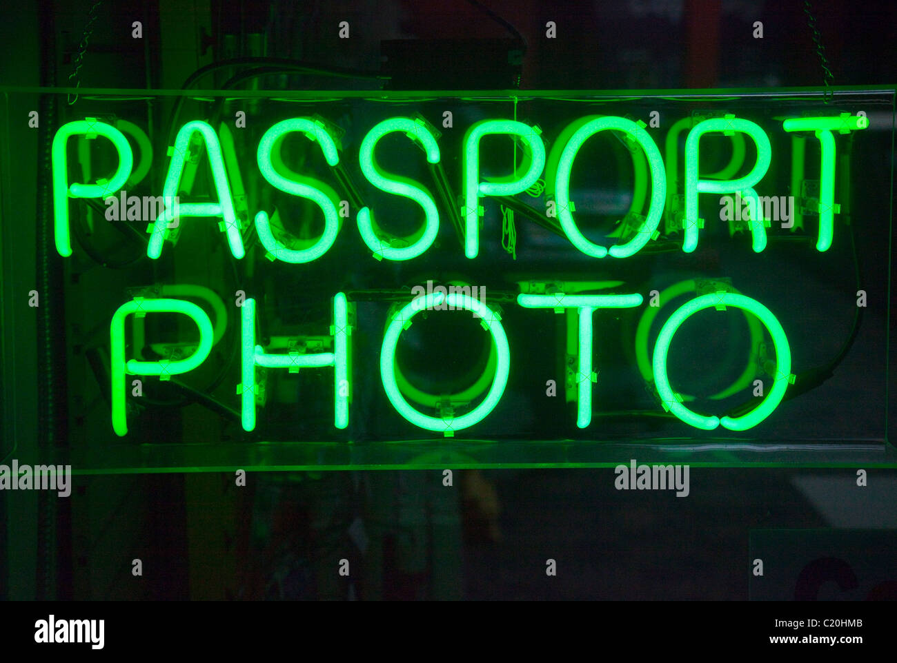 Passport photo hi-res stock photography and images - Alamy