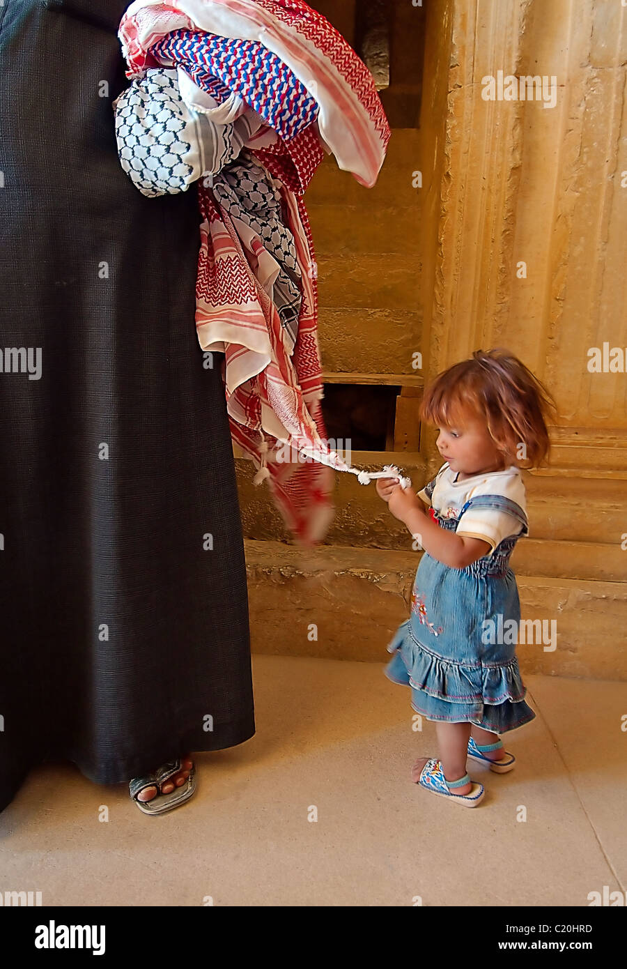 Bedouin girl syria hi-res stock photography and images - Alamy