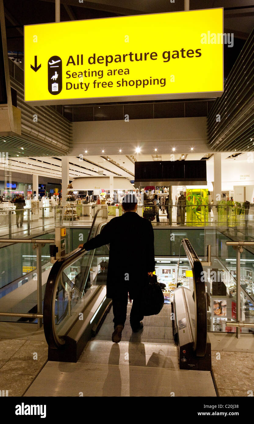 Departure Gates High Resolution Stock Photography and Images - Alamy
