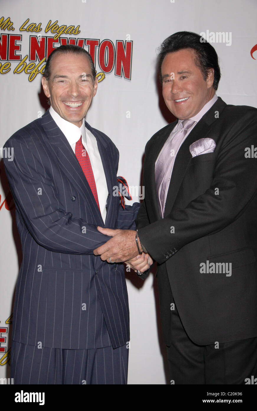 Wayne Newton, Alex Yemenidjian Wayne Newton Celebrates 50 Years on the ...