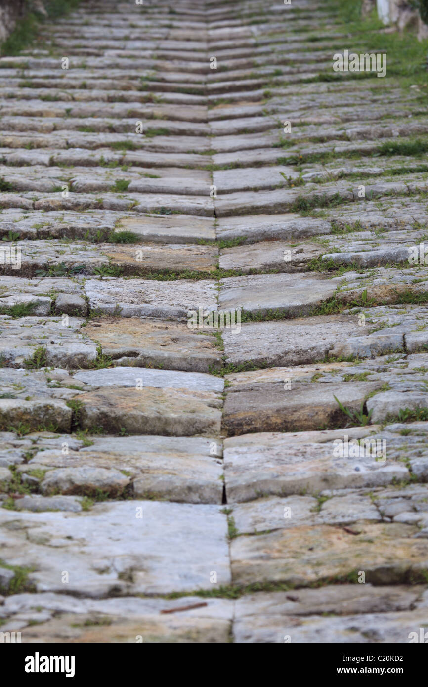 Medieval paved street in the village of Gordes Stock Photo - Alamy