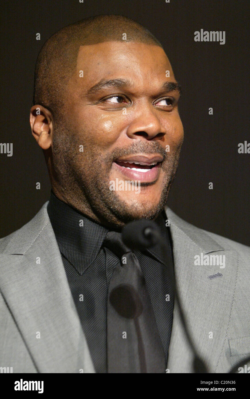 Tyler perry foundation hi-res stock photography and images - Alamy