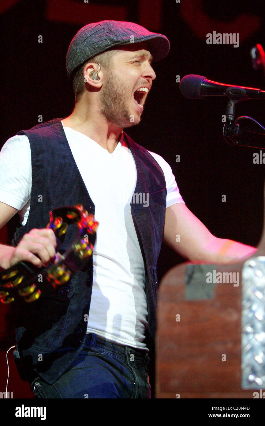 Cradlesong hi-res stock photography and images - Alamy