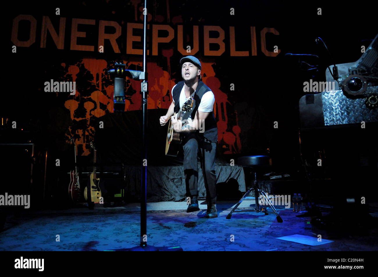 Cradlesong hi-res stock photography and images - Alamy