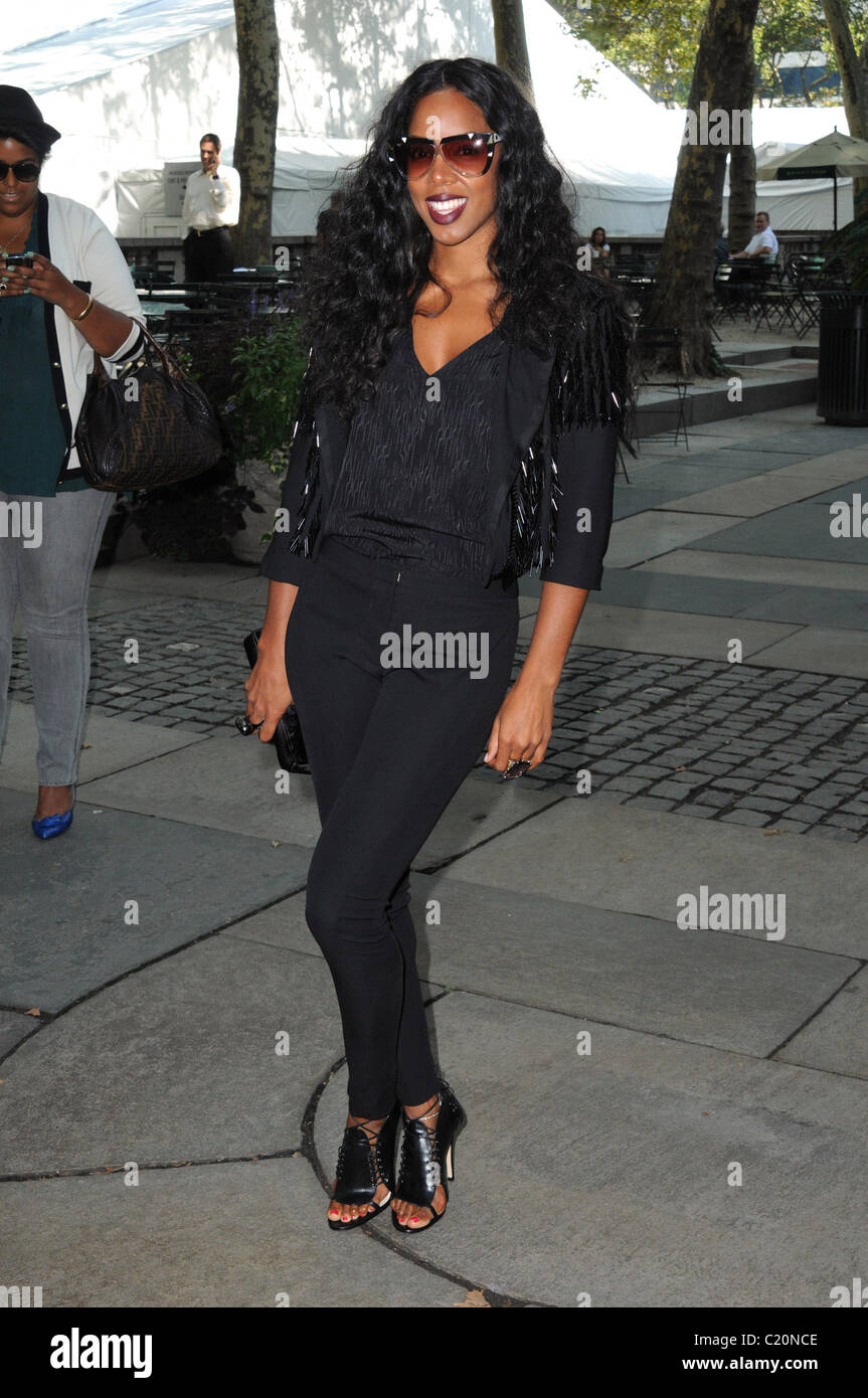 Kelly Rowland Celebrities at Bryant Park during Mercedes-Benz IMG New ...
