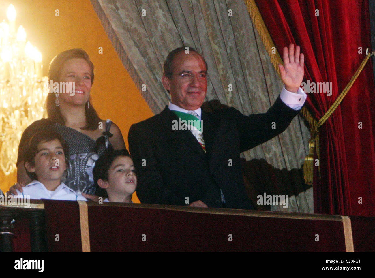 Mexican President Felipe Calderon and family at the national festival ...