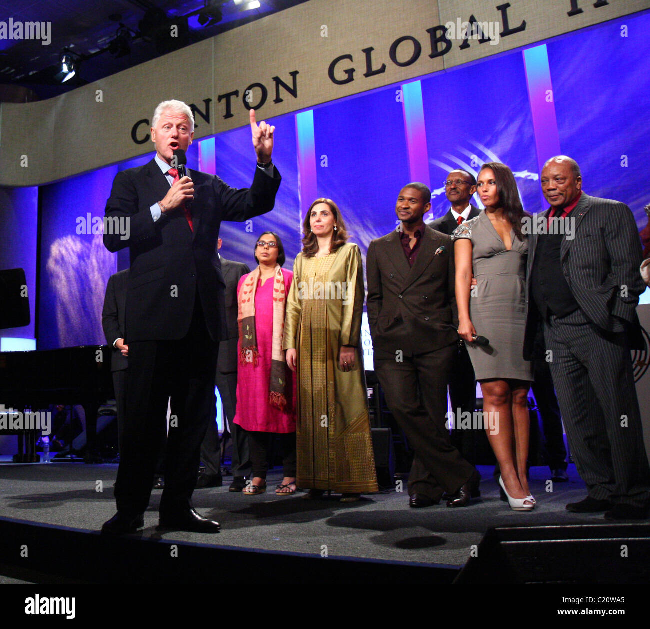Bill Clinton, Usher, Alicia Keys and Quincy Jones The Fifth Annual ...