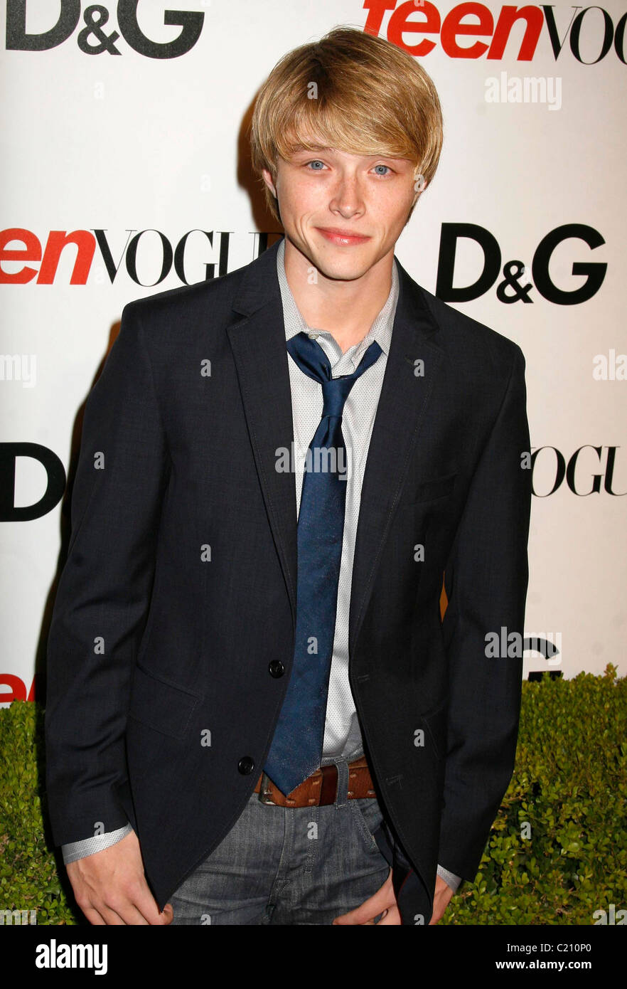 Sterling Knight Wallpaper