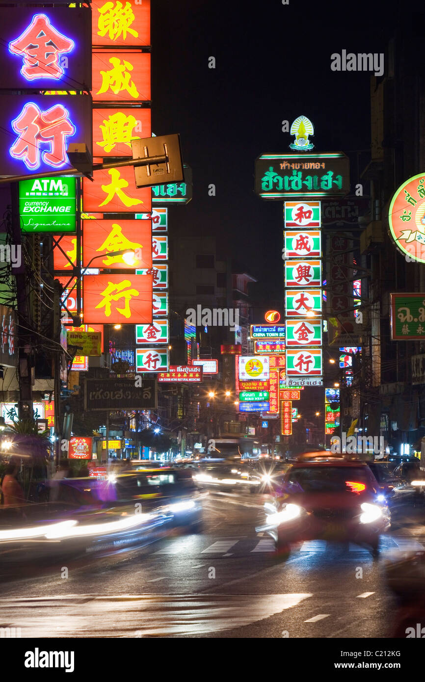 Bangkok chinatown neon lights hi-res stock photography and images - Alamy
