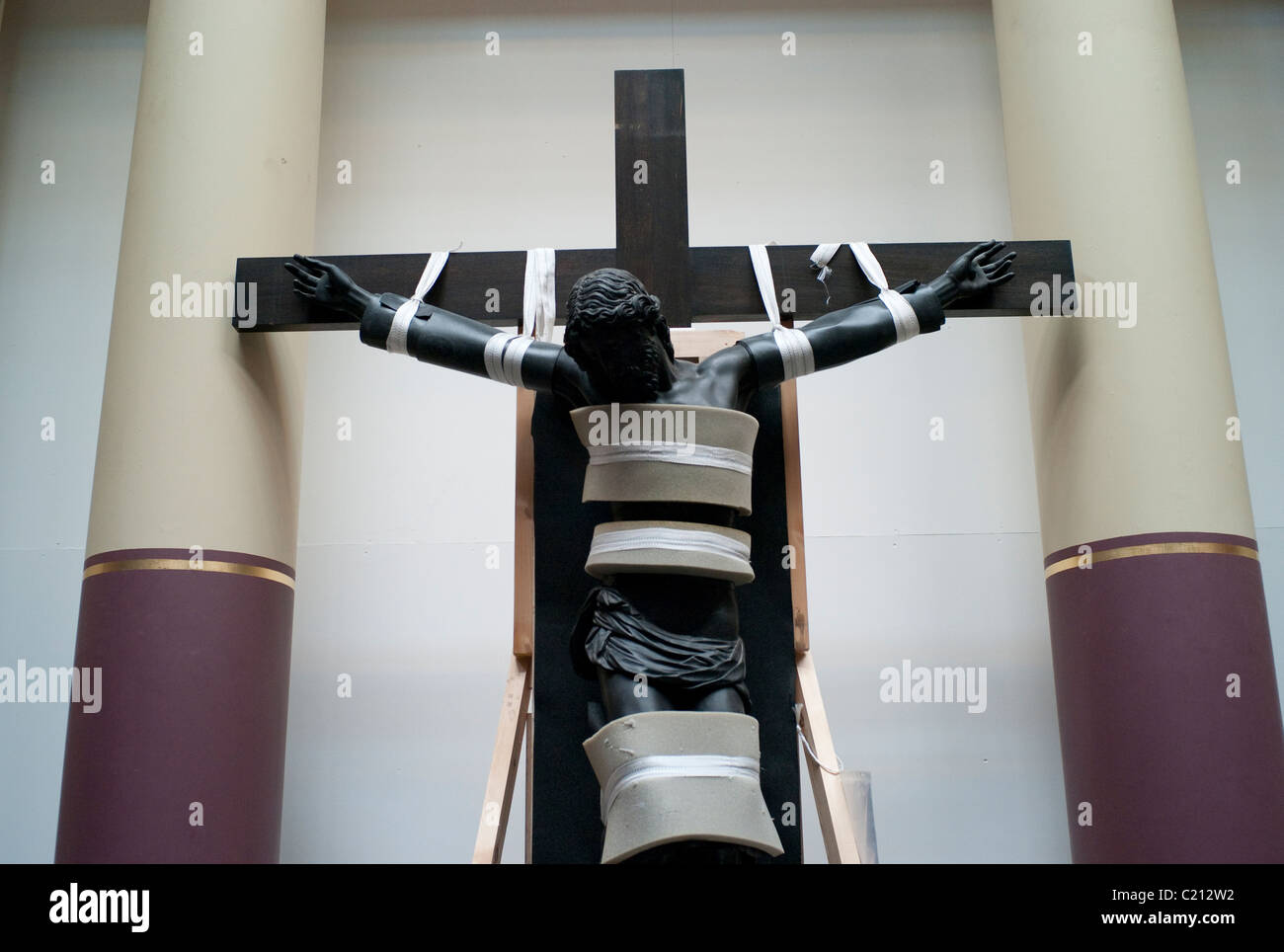 Christ Crucified Statue High Resolution Stock Photography and Images - Alamy