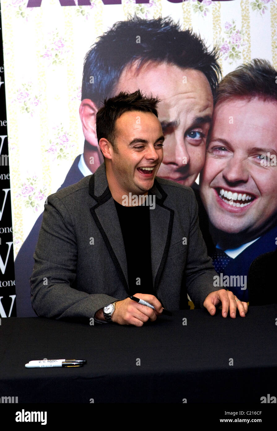 Ant Ant and Dec sign copies of their new book 'Ooh What A Lovely Pair ...