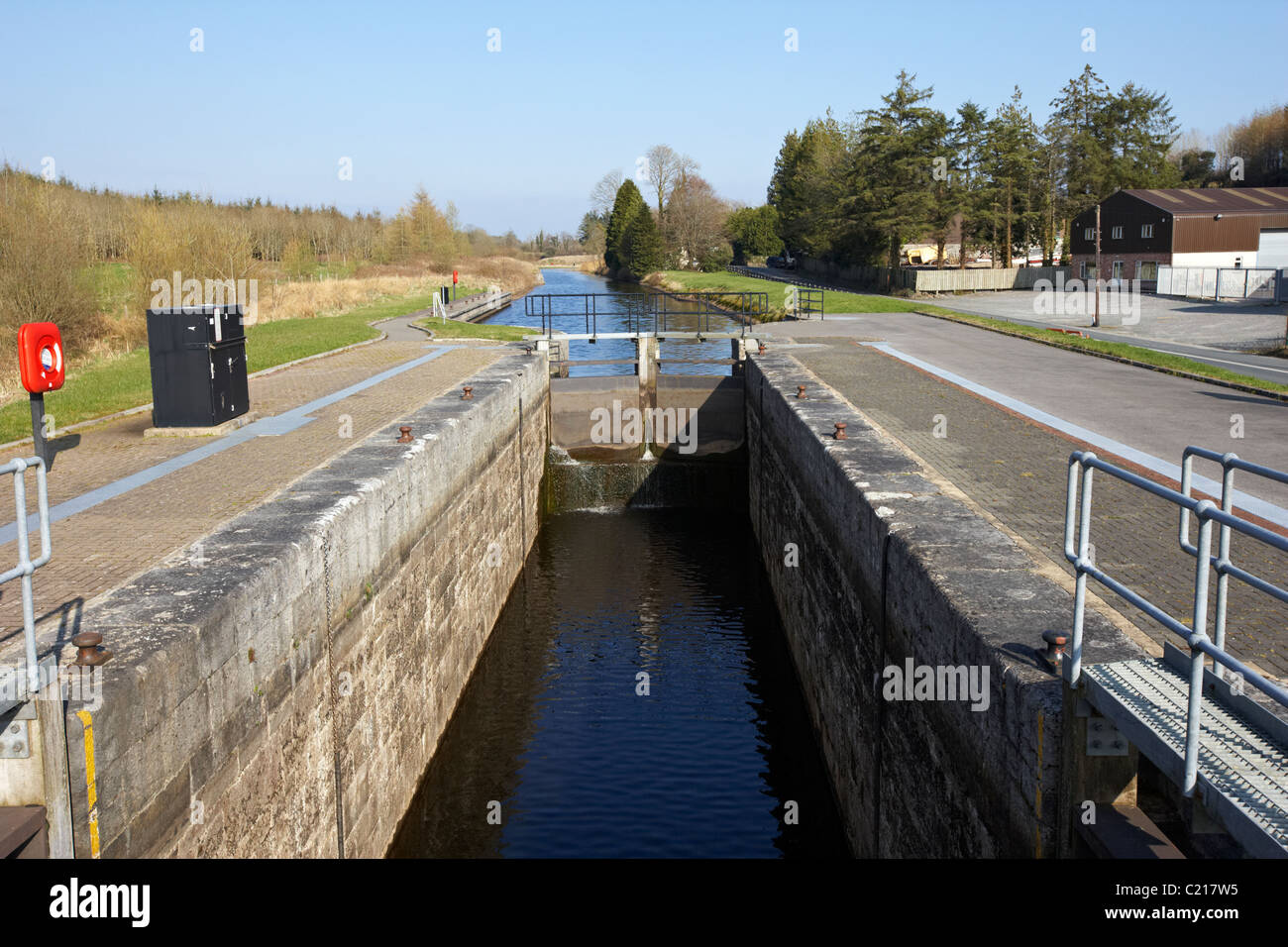 Erne shannon waterways hi-res stock photography and images - Alamy