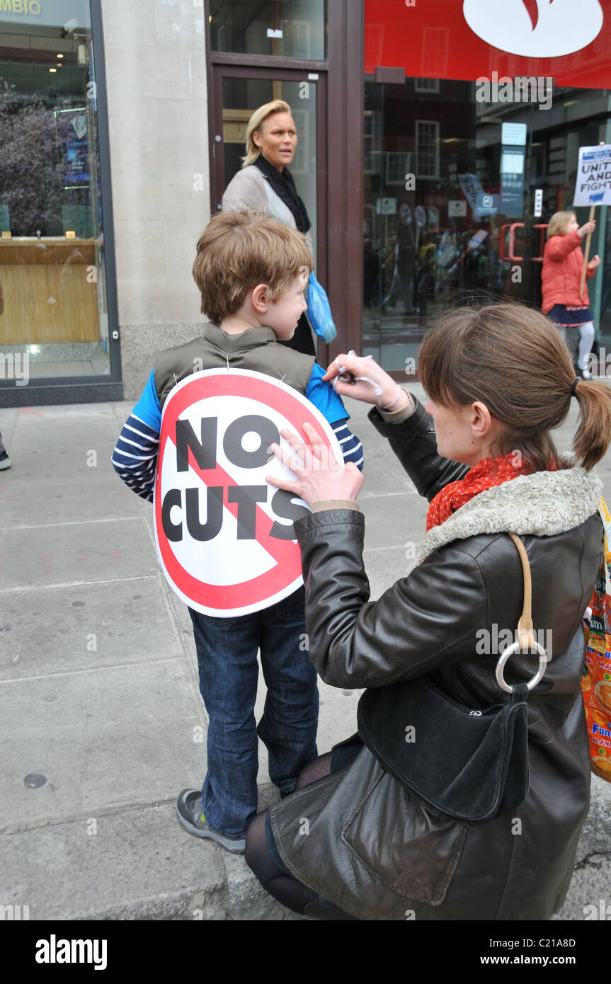 No cuts hi-res stock photography and images - Alamy