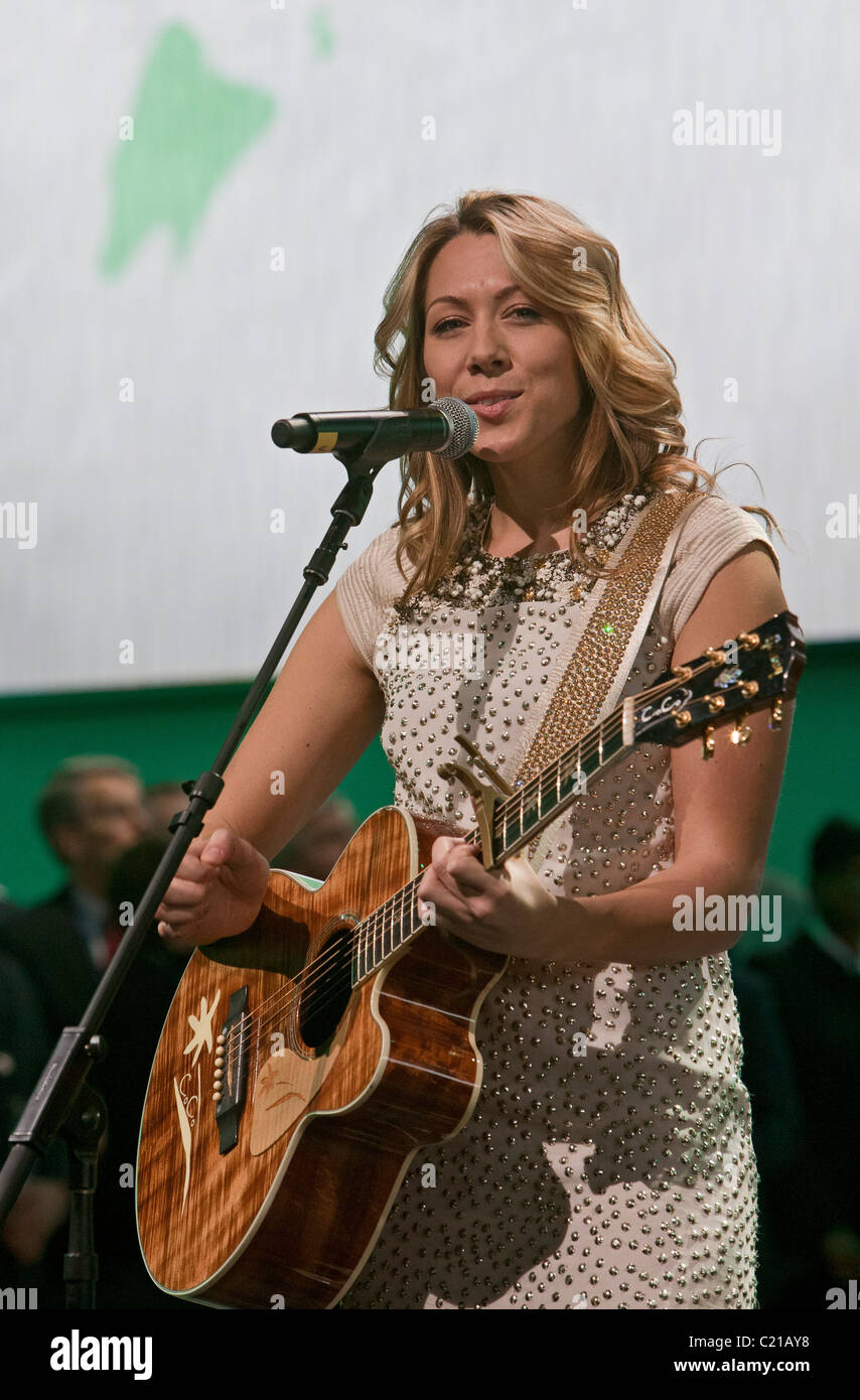 Detroit, Michigan - Colbie Caillat sings for Mercedes-Benz at the North ...