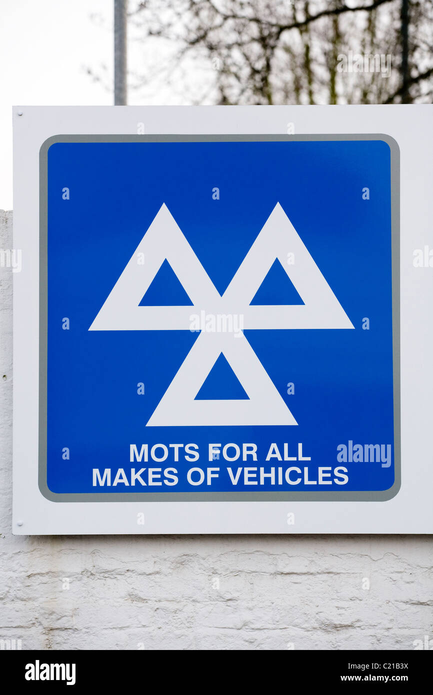 Mot certificate garage hi-res stock photography and images - Alamy