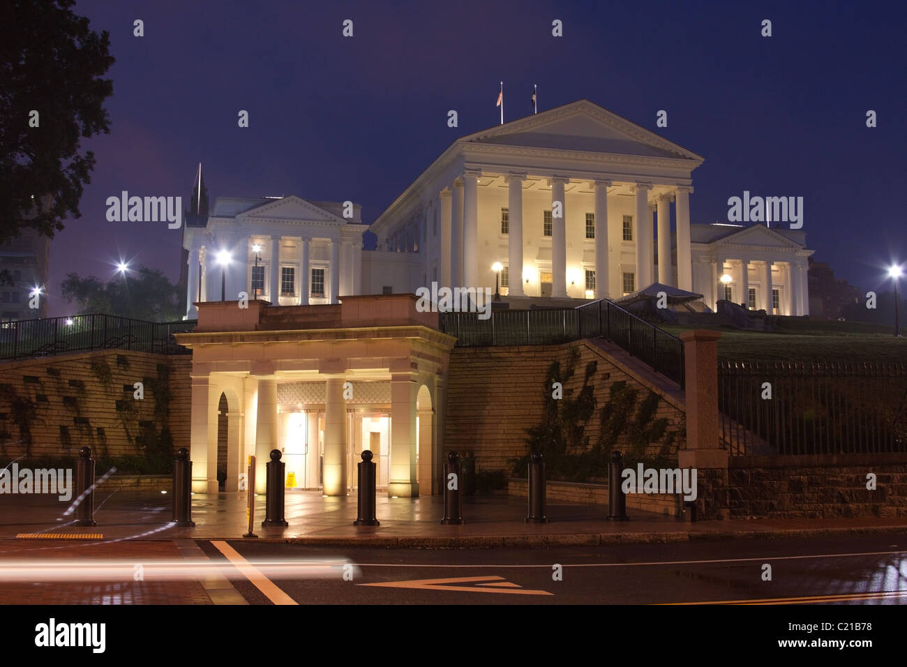 Virginia state house hi-res stock photography and images - Alamy