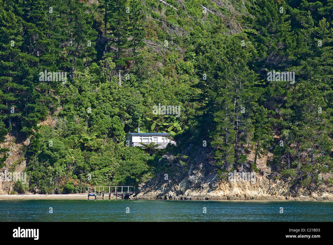 Lonely cottage hi-res stock photography and images - Alamy