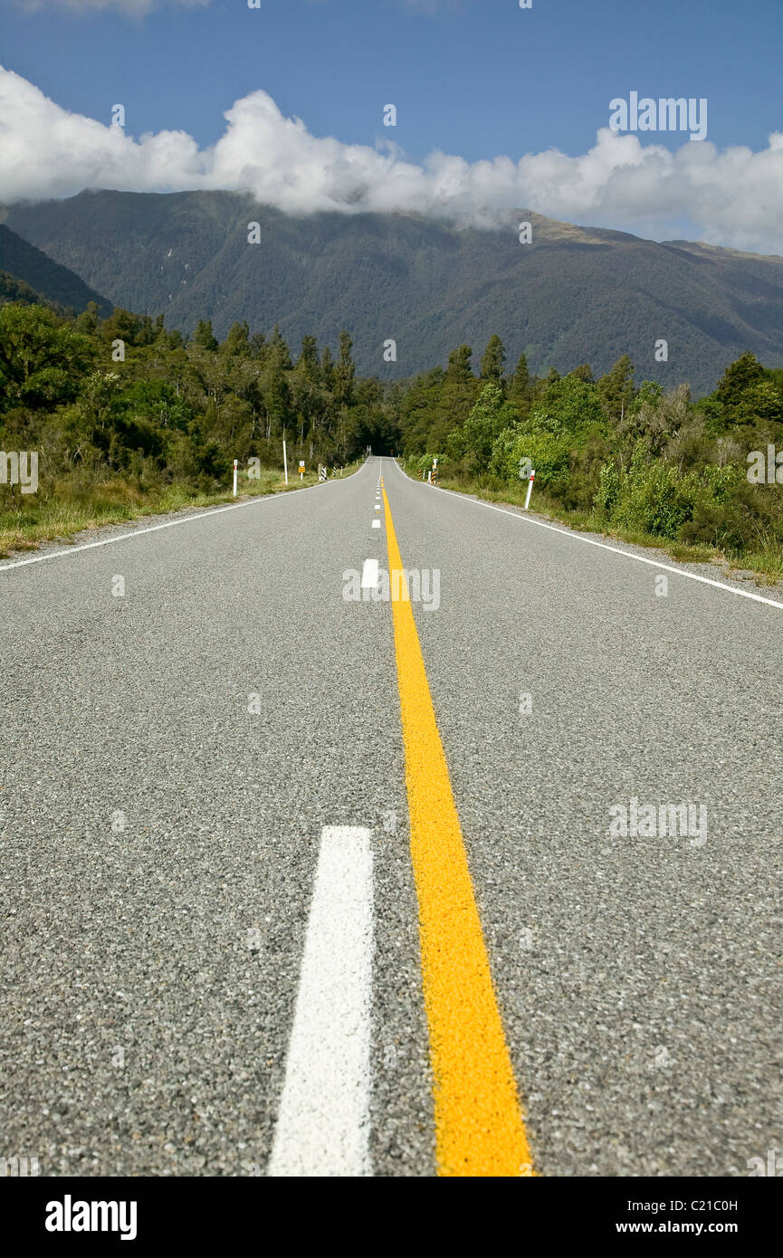 Straight road New Zealand Stock Photo - Alamy