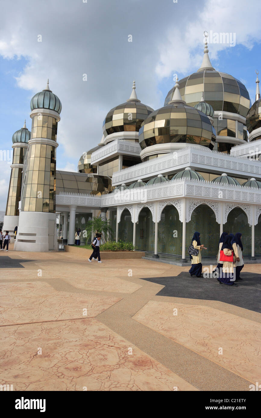 Modern Islamic Countries High Resolution Stock Photography and Images ...