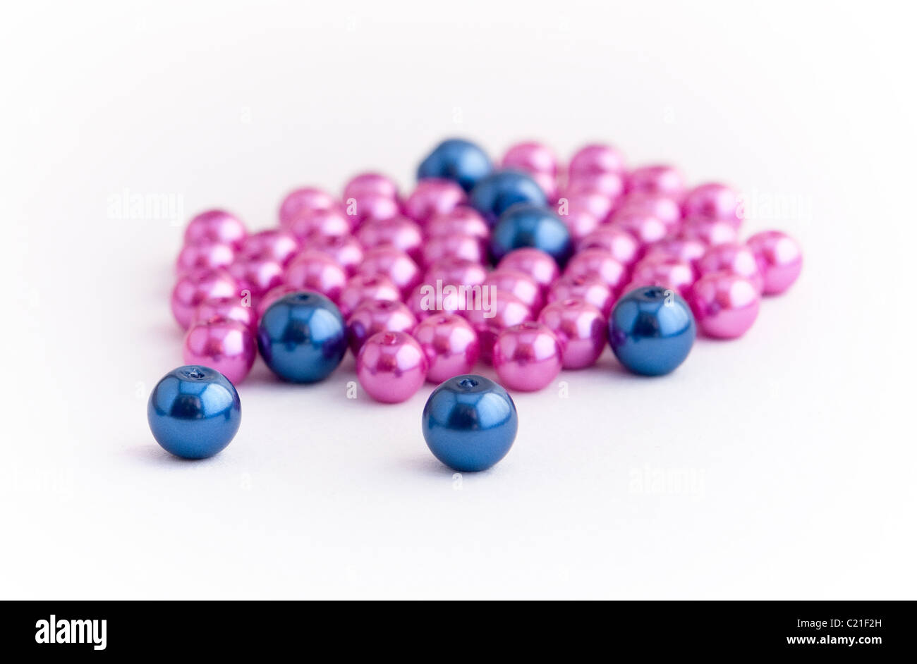 Pink and blue pearls (handicraft equipment Stock Photo - Alamy