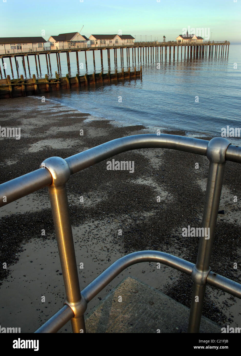 southwold pier suffolk Stock Photo - Alamy
