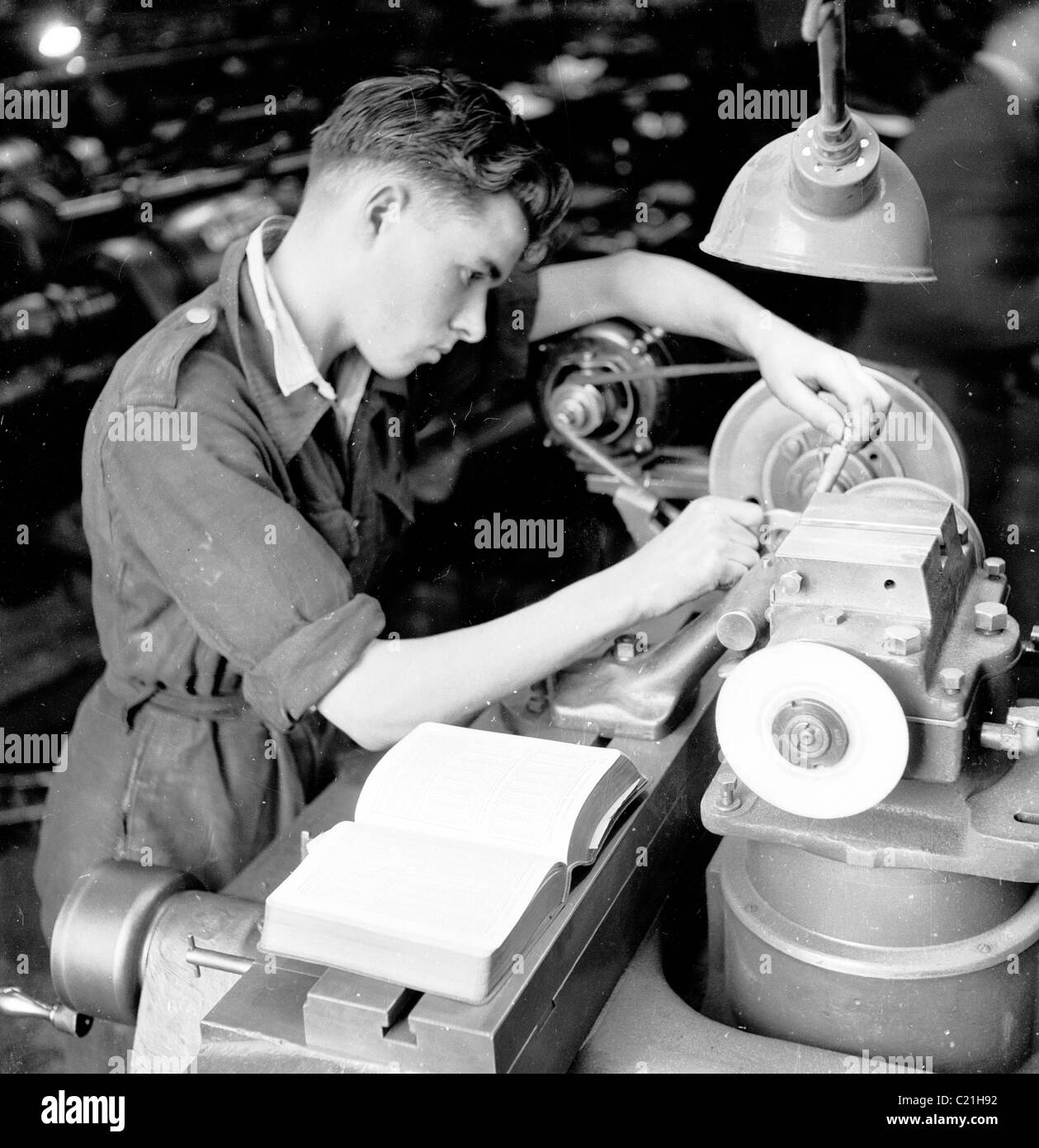1950s young worker black and white Black and White Stock Photos ...